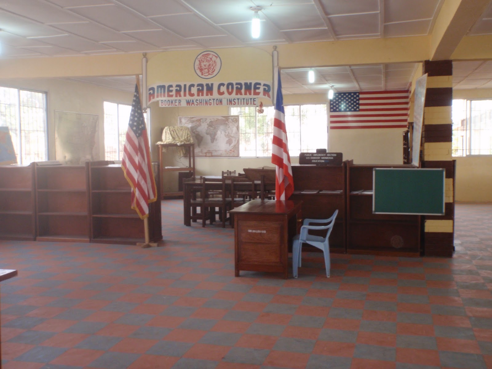 All the places you never want to go on vacation: More pictures, Kakata ...