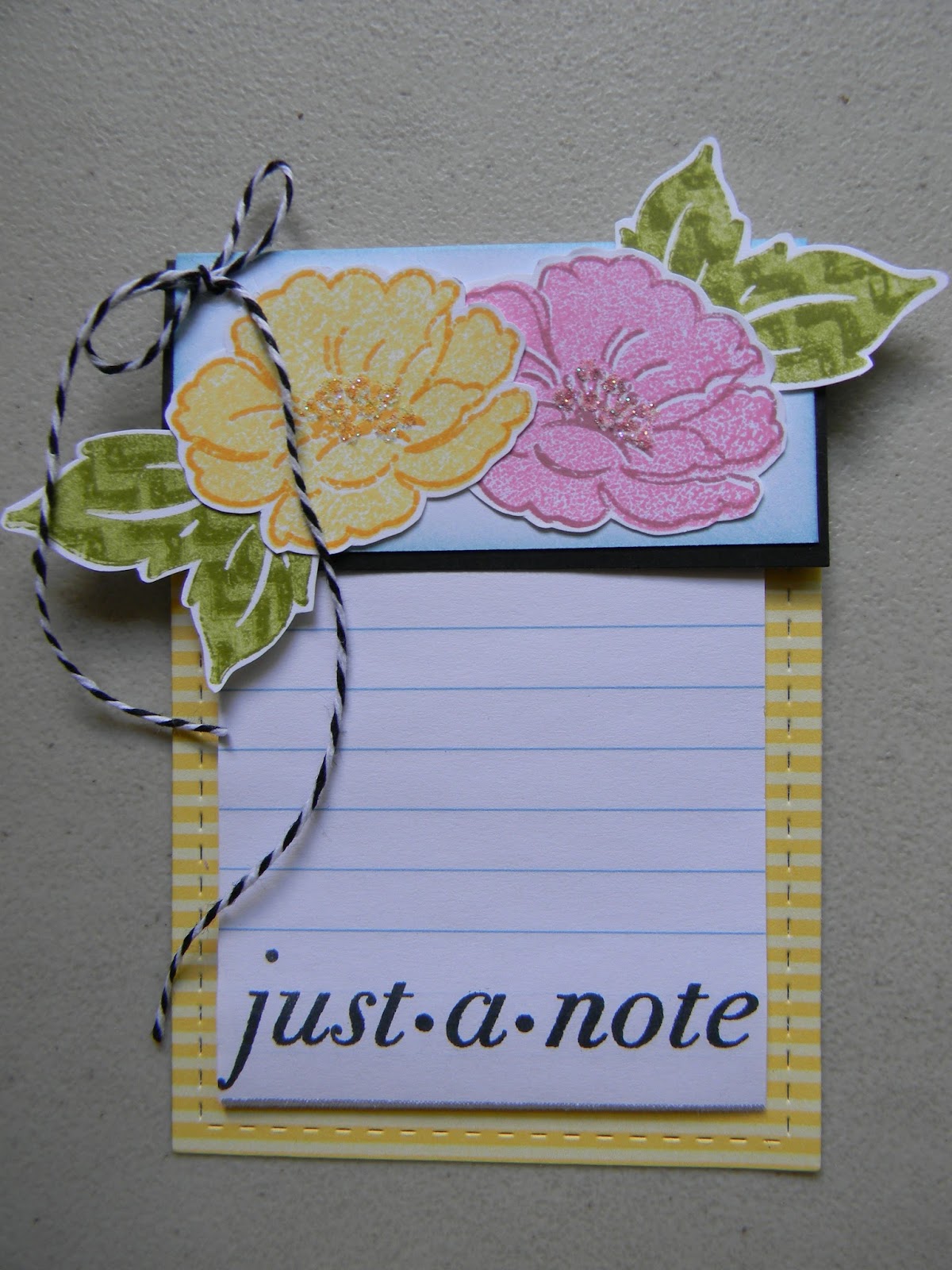Marcia's Stampin' Pad: Make it Monday #220 - Die Cut Mini Notebooks
