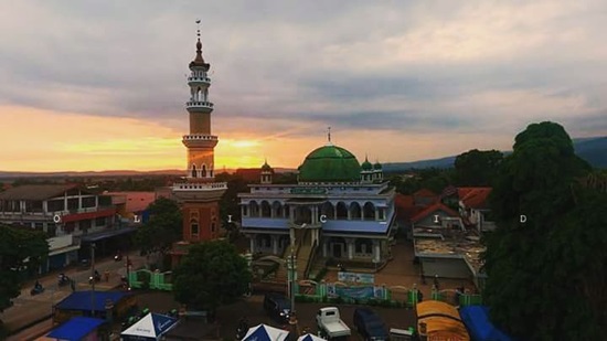 Singgah Ke Masjid: Masjid Agung Mujahidin Majenang