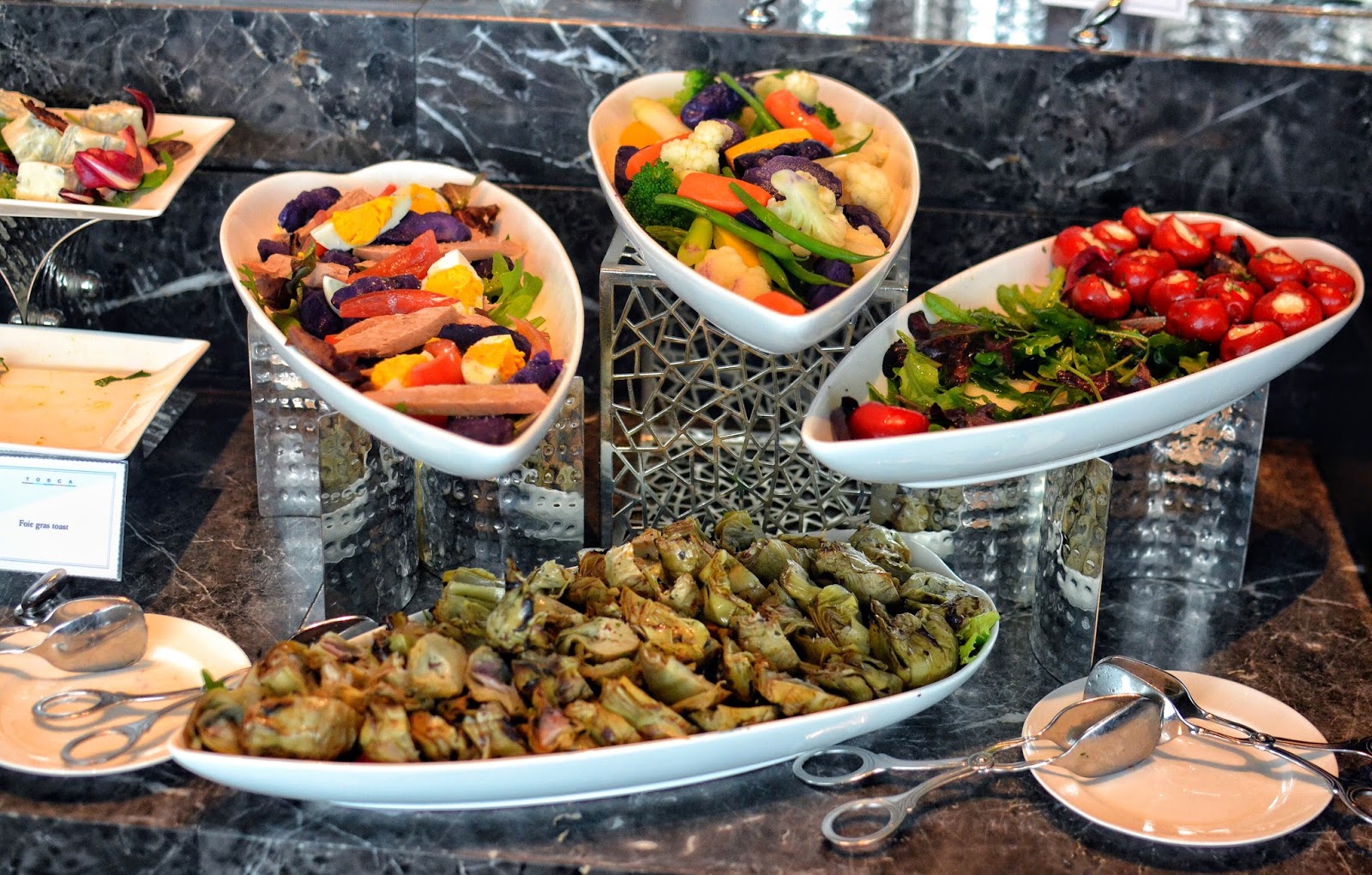 TOSCA’S SUNDAY BRUNCH The Ritz-Carlton Hong Kong – Hungry Hong Kong