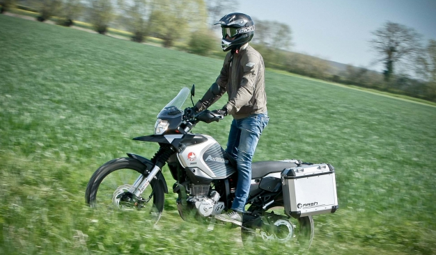 MASH ADVENTURE 400 Off Road Bike Test - The War of Auto's