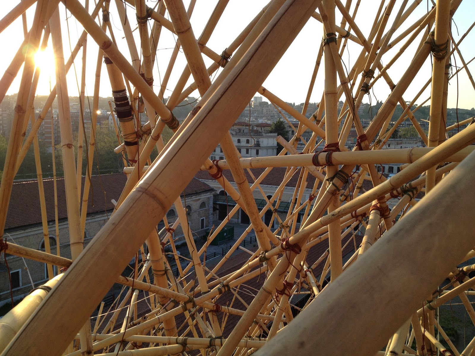 Rome the Second Time: "Extra Large": Big, Bold and Fun Exhibition at ...