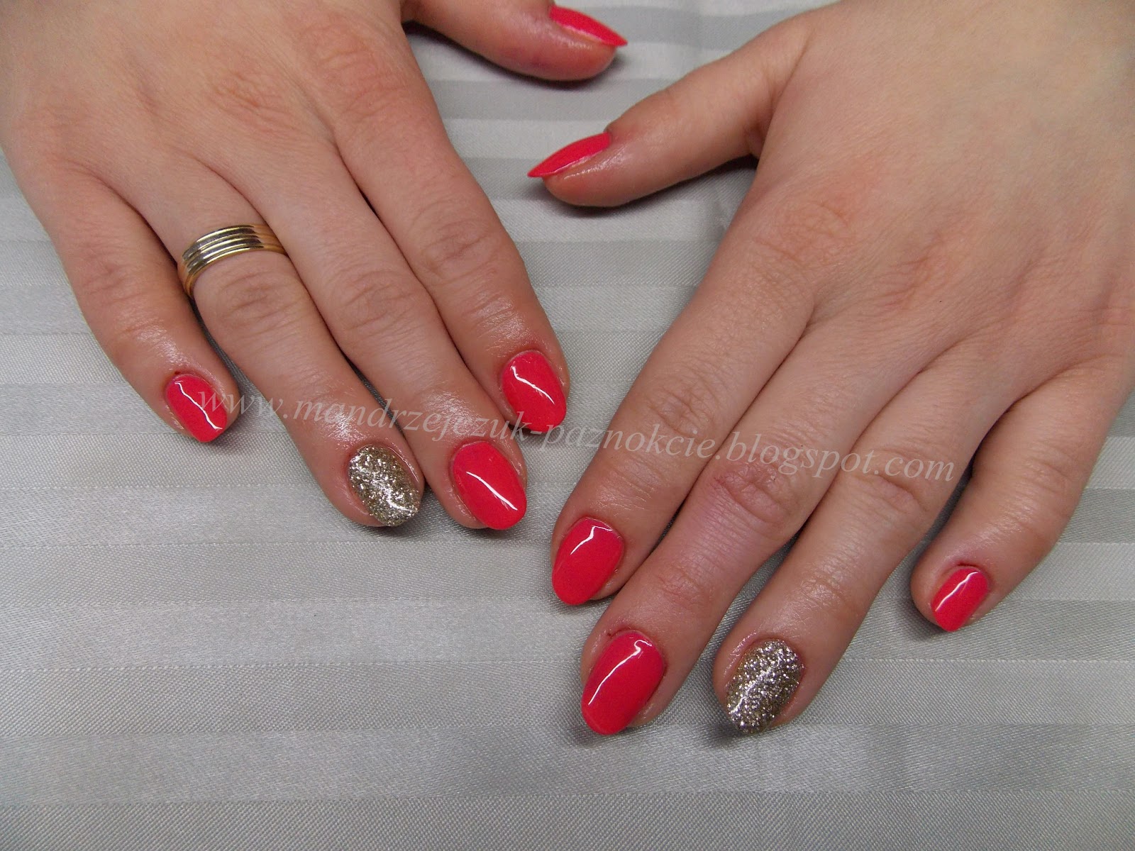 Monika-paznokcie: Manicure hybrydowy