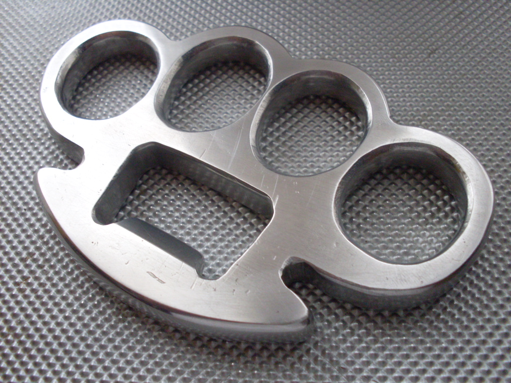 WeaponCollector's Knuckle Duster and Weapon Blog: Bottle Opener Knuckle ...