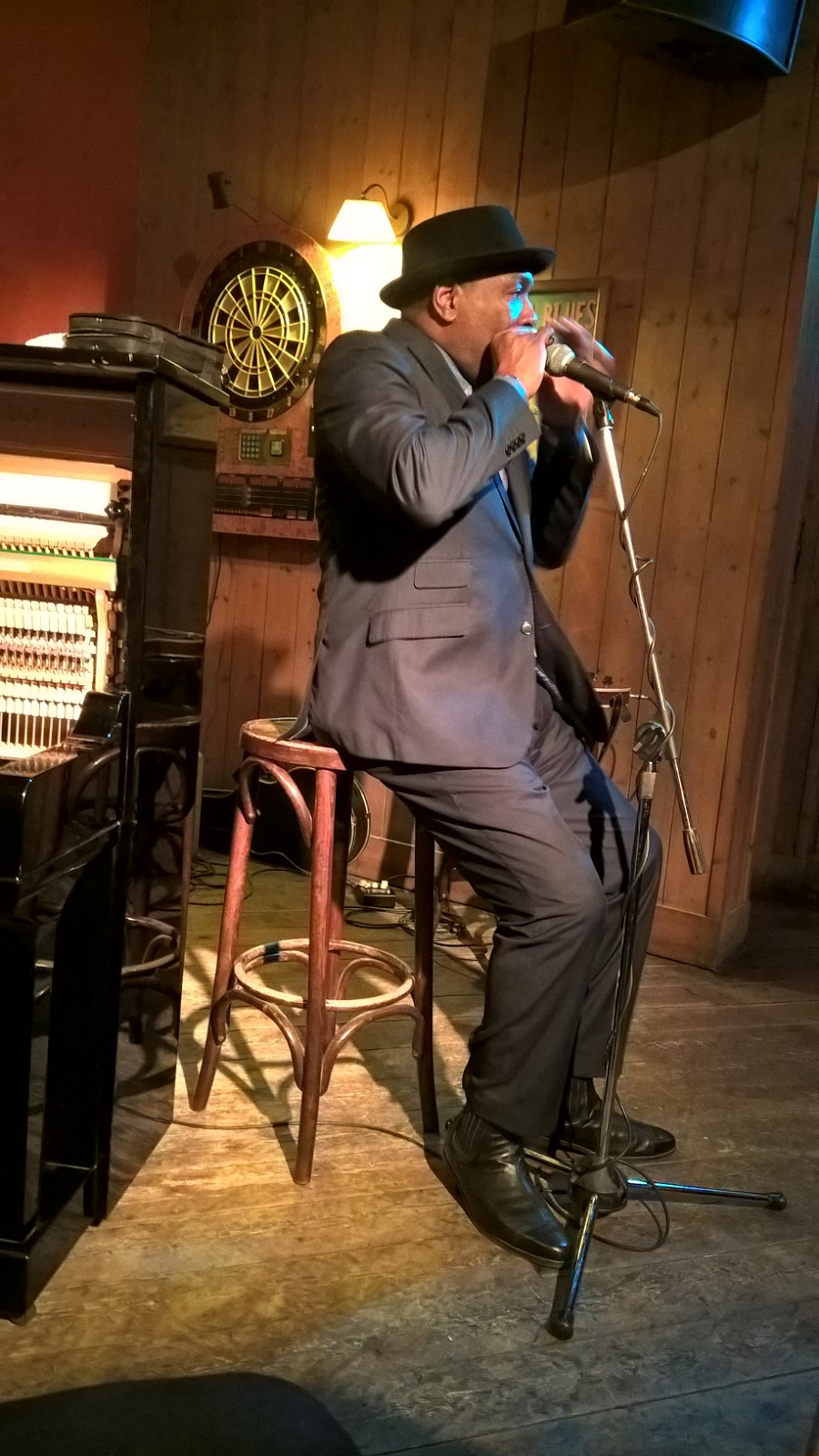 KEITH DUNN at HONKY TONK BLUES BAR * BCN * - Images-