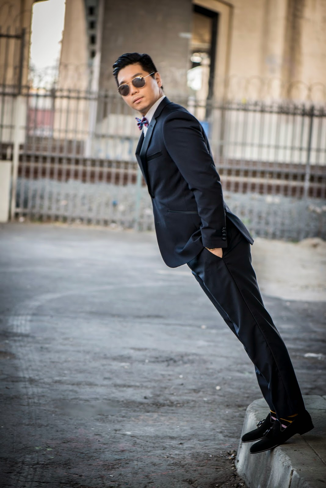 MRVLStyle: How To Rock A Tux With Loafers?