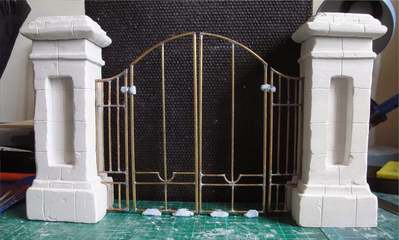 Jenny's World of Model Making: The Gate