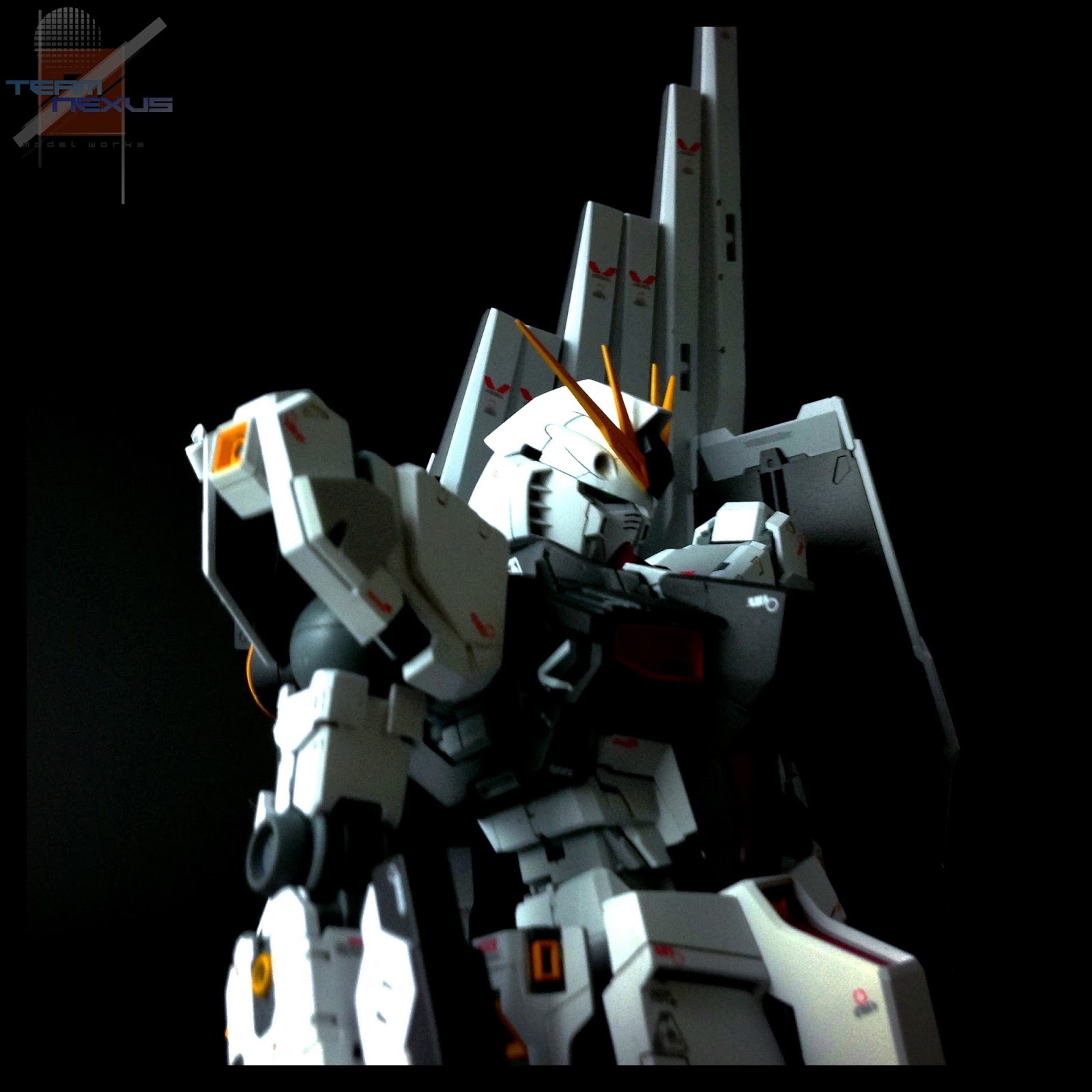 MG 1/100 RX-93 Nu Gundam Ver Ka Custom Build