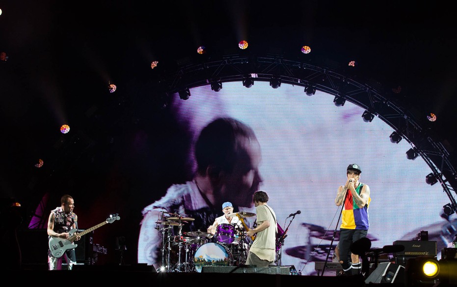 Red Hot Chili Peppers Brasil: Red Hot Chili Peppers faz show memorável ...