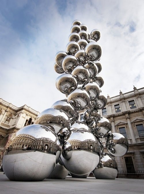 Andy's Blog: Week 6- Anish Kapoor Sculpture