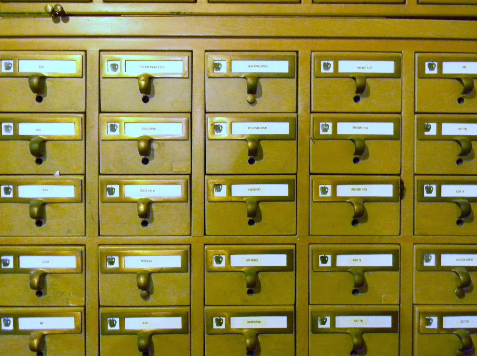 Artistic Endeavors 101: Vintage Storage Ideas