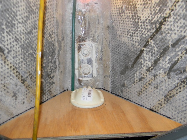 Ericson 25, Oystercatcher: Anchor, Chain Locker, and Anchor Roller ...