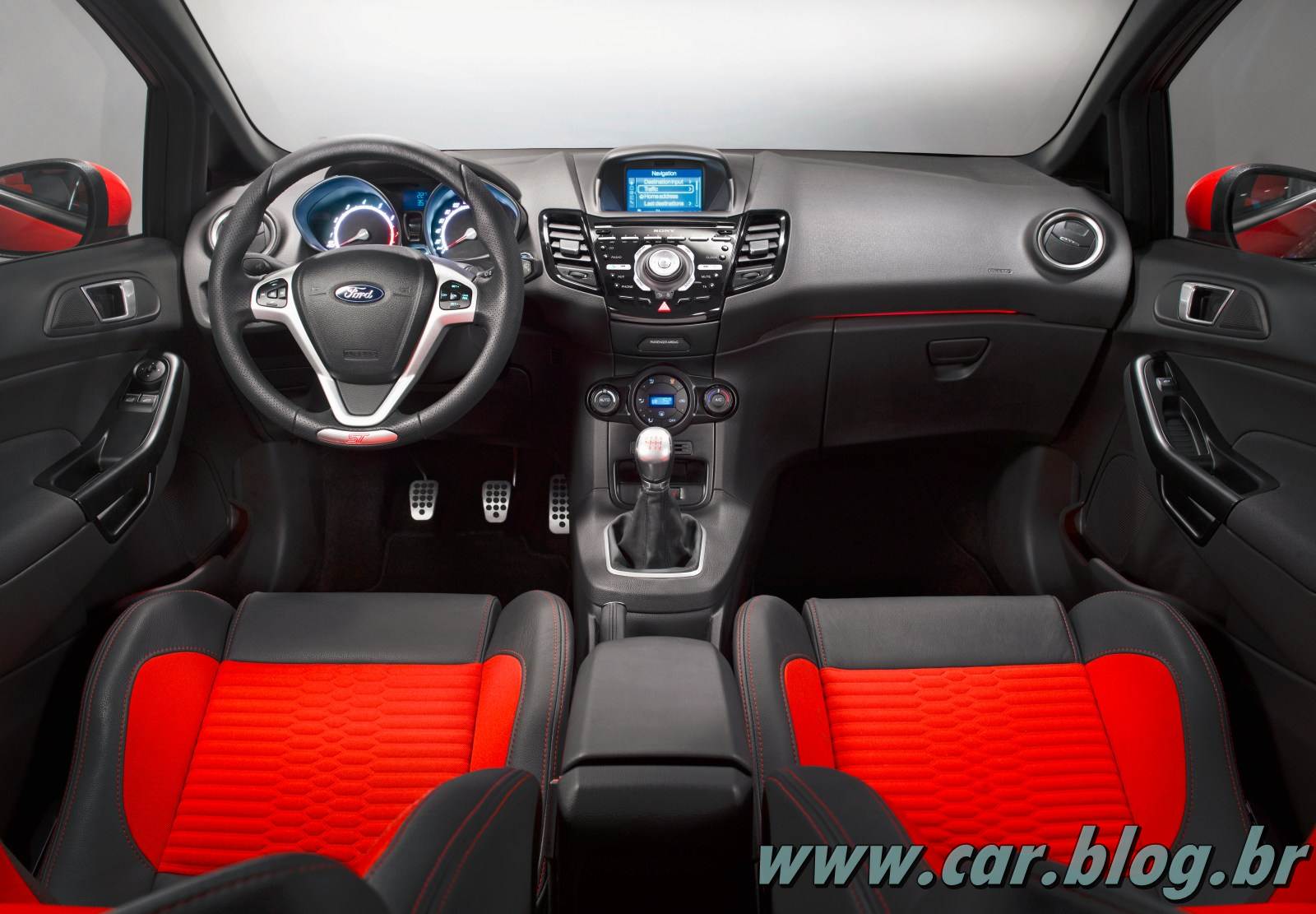 New Fiesta 2013 ST: fotos e vídeo