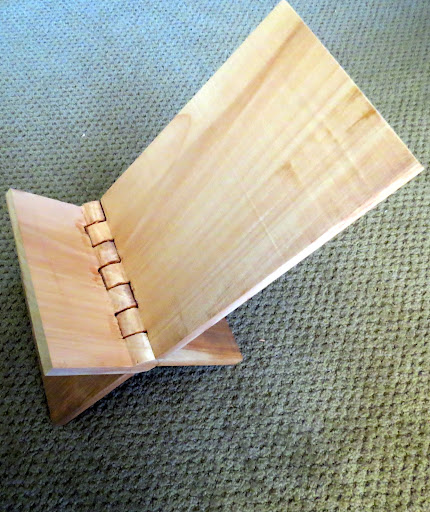 Oregon Woodworker by Andy Margeson: Roubo book stand