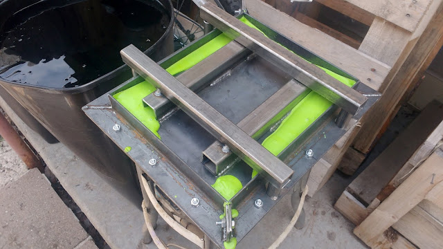 Praxis Plastics: Tour of the Sheet Mold!