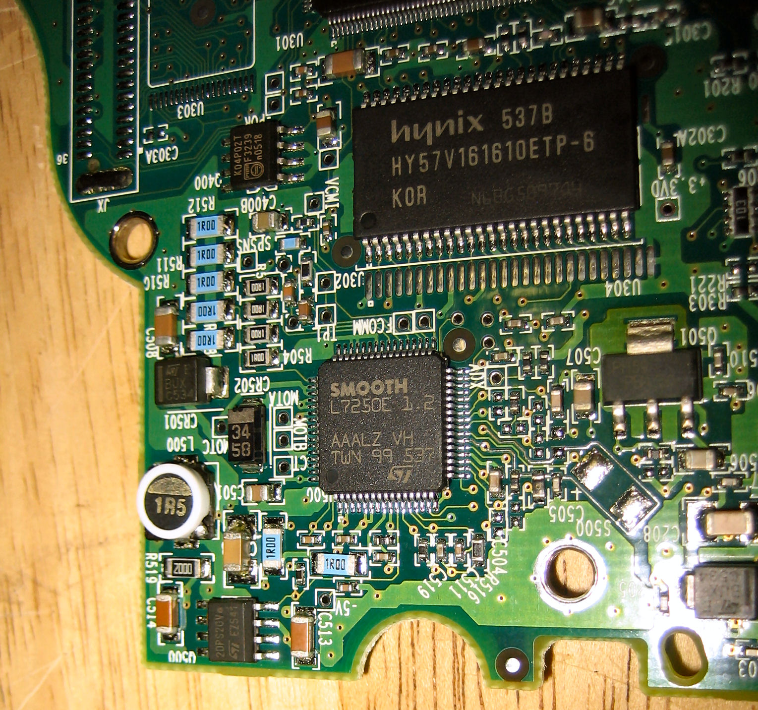 ~sstahlman/: Easy Mode Data Recovery: Maxtor HDD PCB Exchange