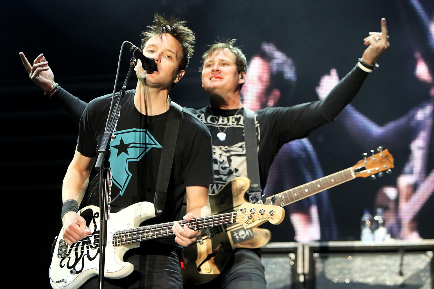 Fã Clube Blink-182 Eternos: Blink 182 - Novidades