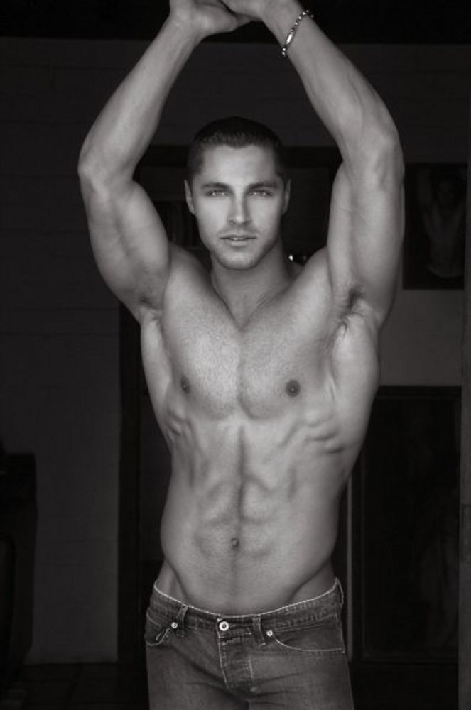 Daily Bodybuilding Motivation: MODEL BROCK YURICH