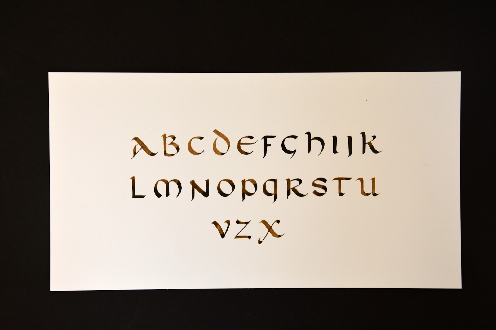 Pisave - abecede / Handwritings and Alphabets