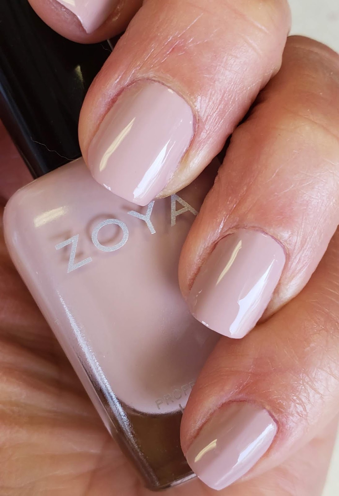 Spring Nail Colors 2019: Zoya Innocence Collection, Swatches and Review