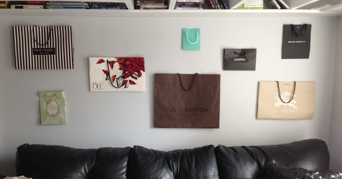 Cupcakes & Couture: DIY Shopping Bag Gallery Wall