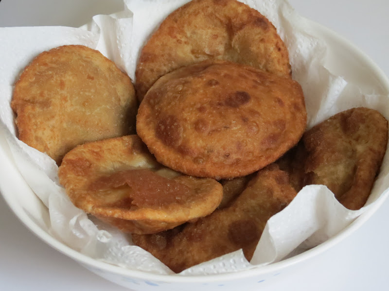 Mittu Cooking Love: Bedmi Puri / Poori Recipe | Uttar Pradesh Street ...