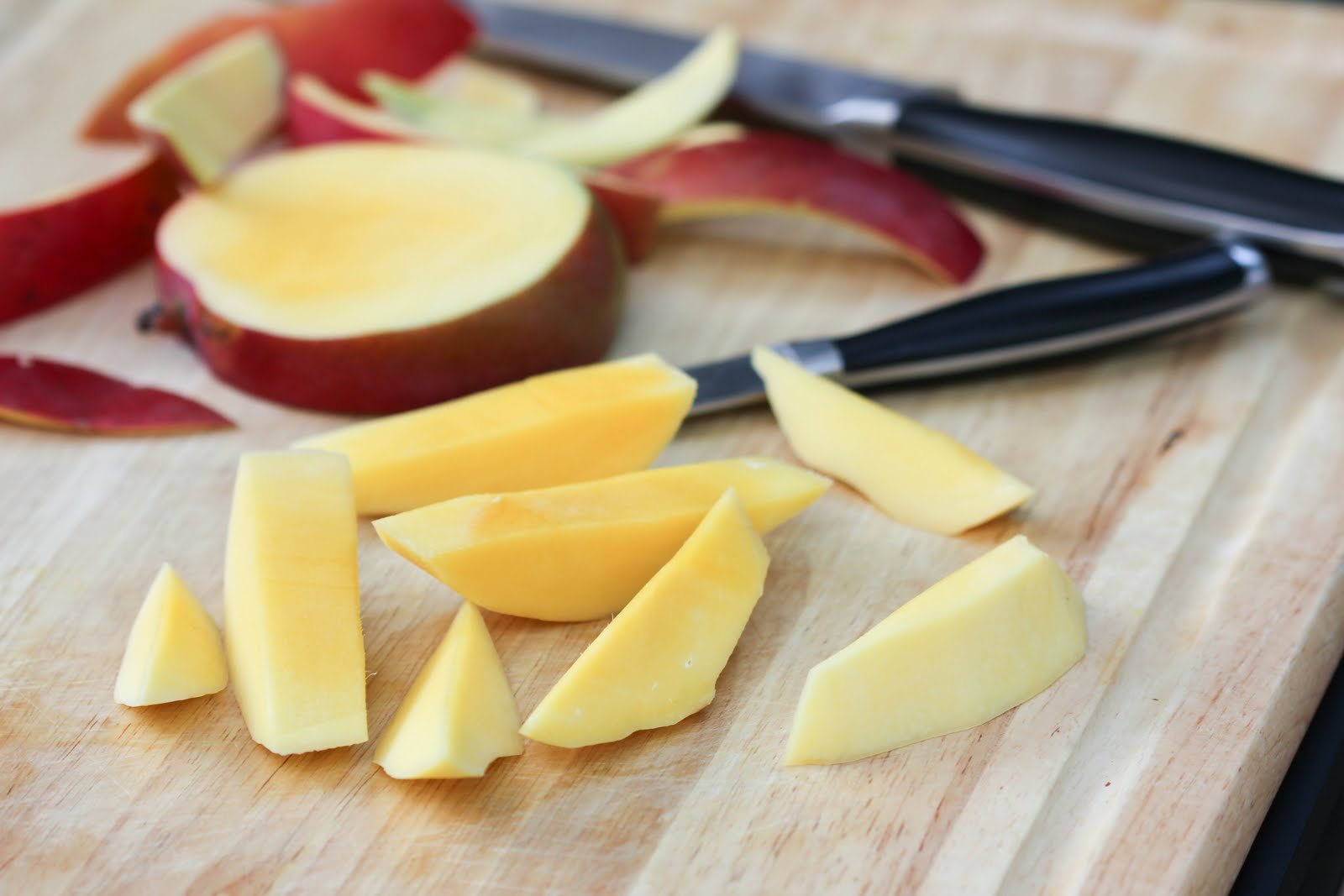 What's Cookin' with Mary?: How to Chop a Mango