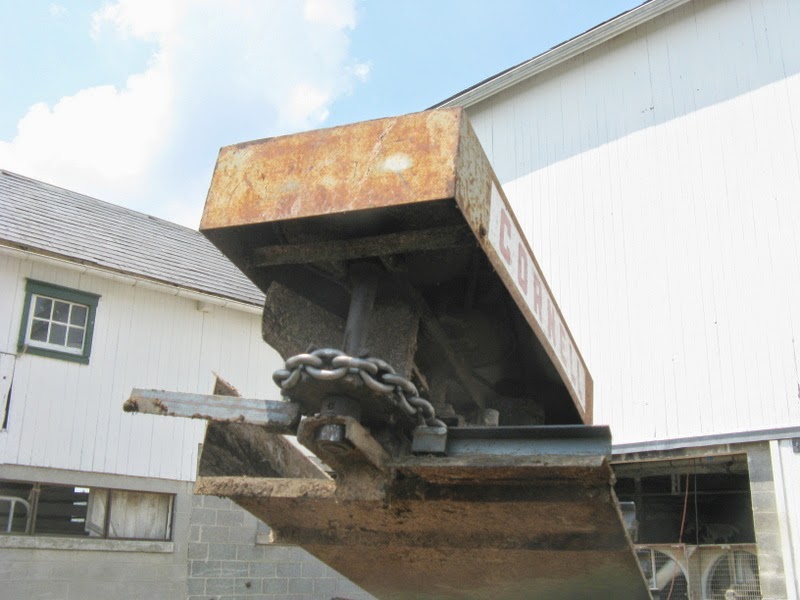 Happily married...to the cows!: Another New Barn Cleaner Chain...