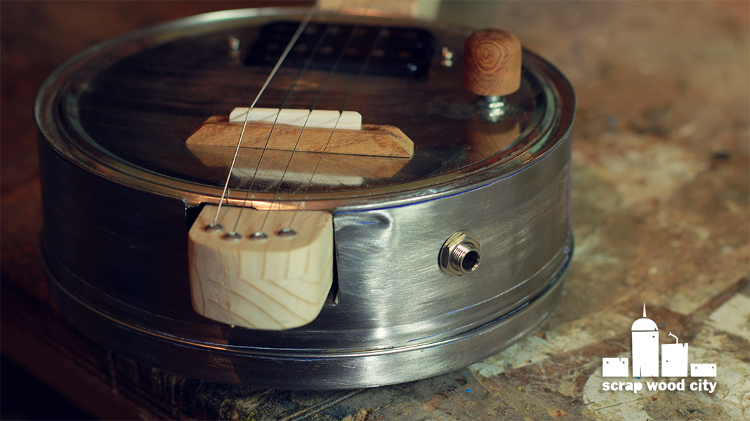 scrap wood city: DIY electric canjo guitar