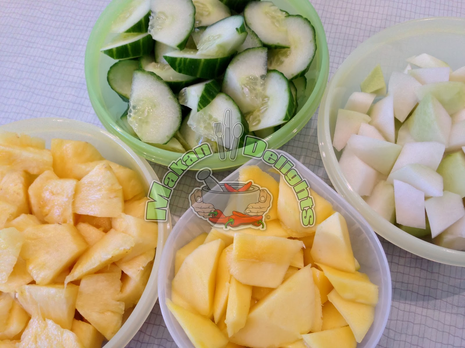 Makan Delights: Rojak Petis (Chinese Rojak)