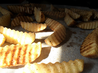 The Last Cordwainer: Cowboy Fries & Blue Cheese Gravy