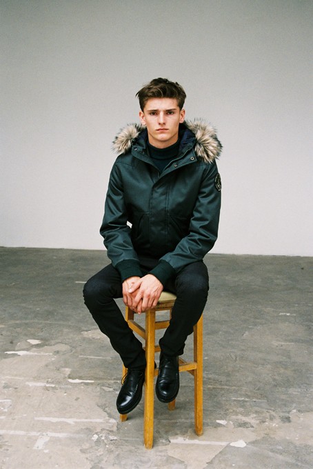 Famous Models: Alexander Beck, shot by Bruna Kazinoti 4 Spray mag