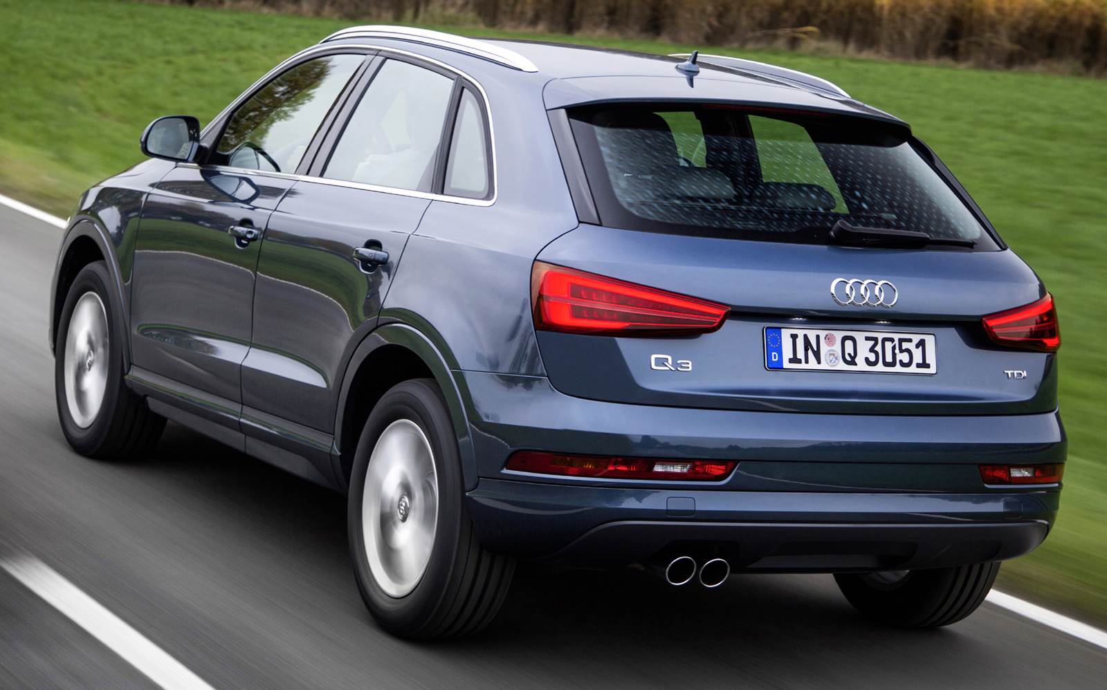 Novo Audi Q3 2015 fica mais eficiente para manter-se líder