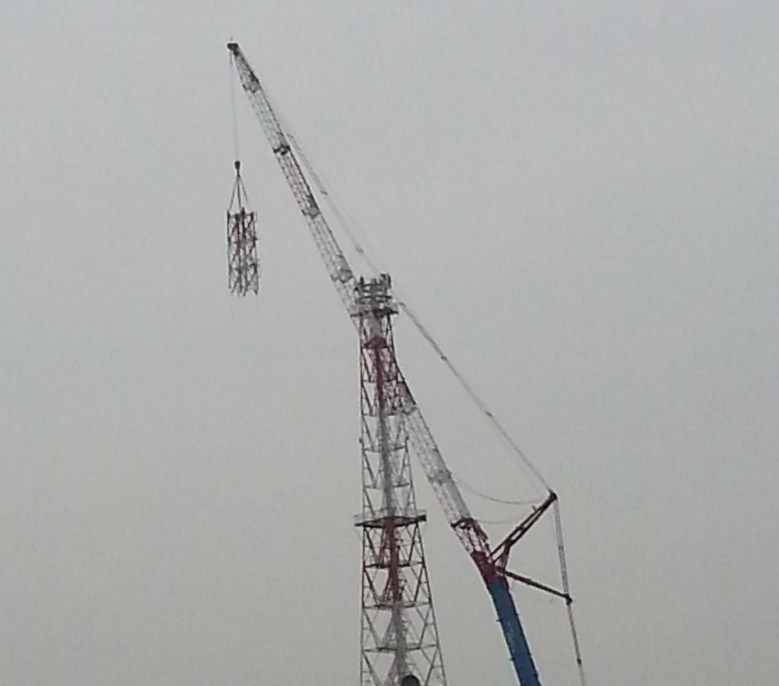 JH1QKG: 大型クレーン