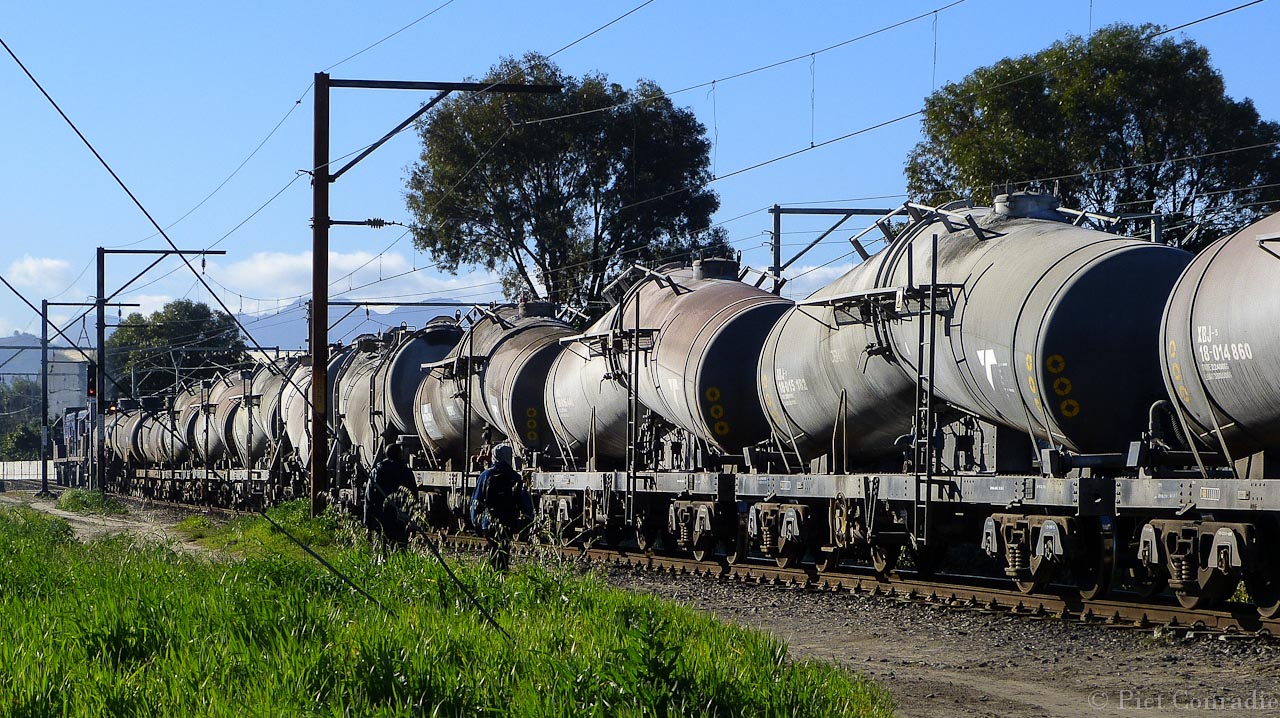 Trains and Railways in South Africa: 2012-08-01 Cement Train