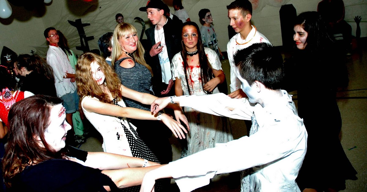 The American Homemaker: Zombie Prom