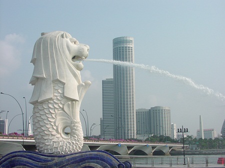 Patung Merlion, Landmark Negara Singapura Yang Unik - Kamus Traveler