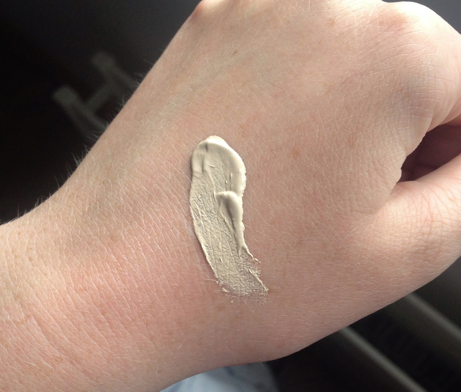 12 Makeup Touch Up Tricks To Keep You Looking Fresh All Day Long