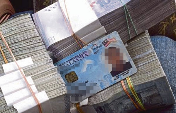 PINJAMAN PERIBADI-i ISLAMIC: Duit kahwin RM150,000 lebur