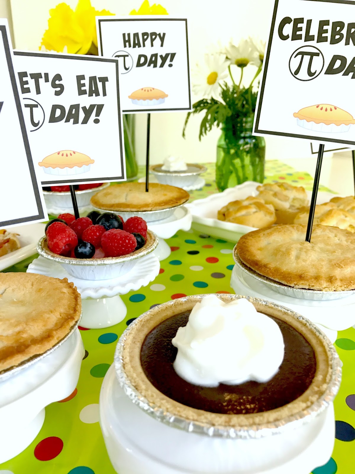 michelle paige blogs: Pi Day Party with Free Printables