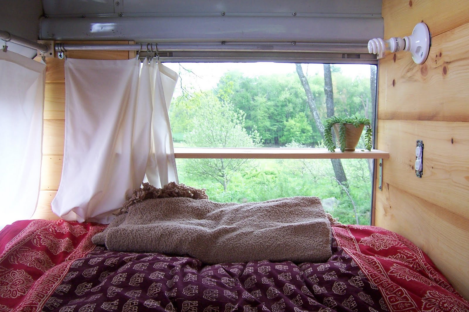 Farm Bus: Bus Living