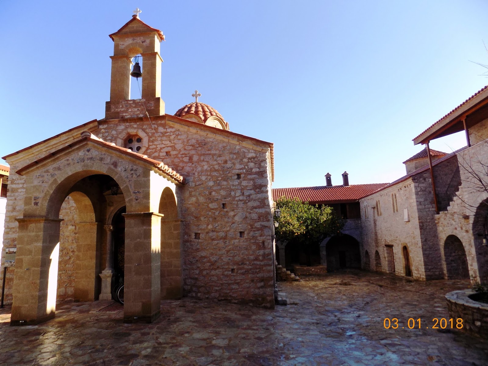 80 ΕΛΛΗΝΙΚΑ ΜΟΝΑΣΤΗΡΙΑ - 80 MONASTERIES OF GREECE : ΠΕΛΟΠΟΝΝΗΣΟΣ ...