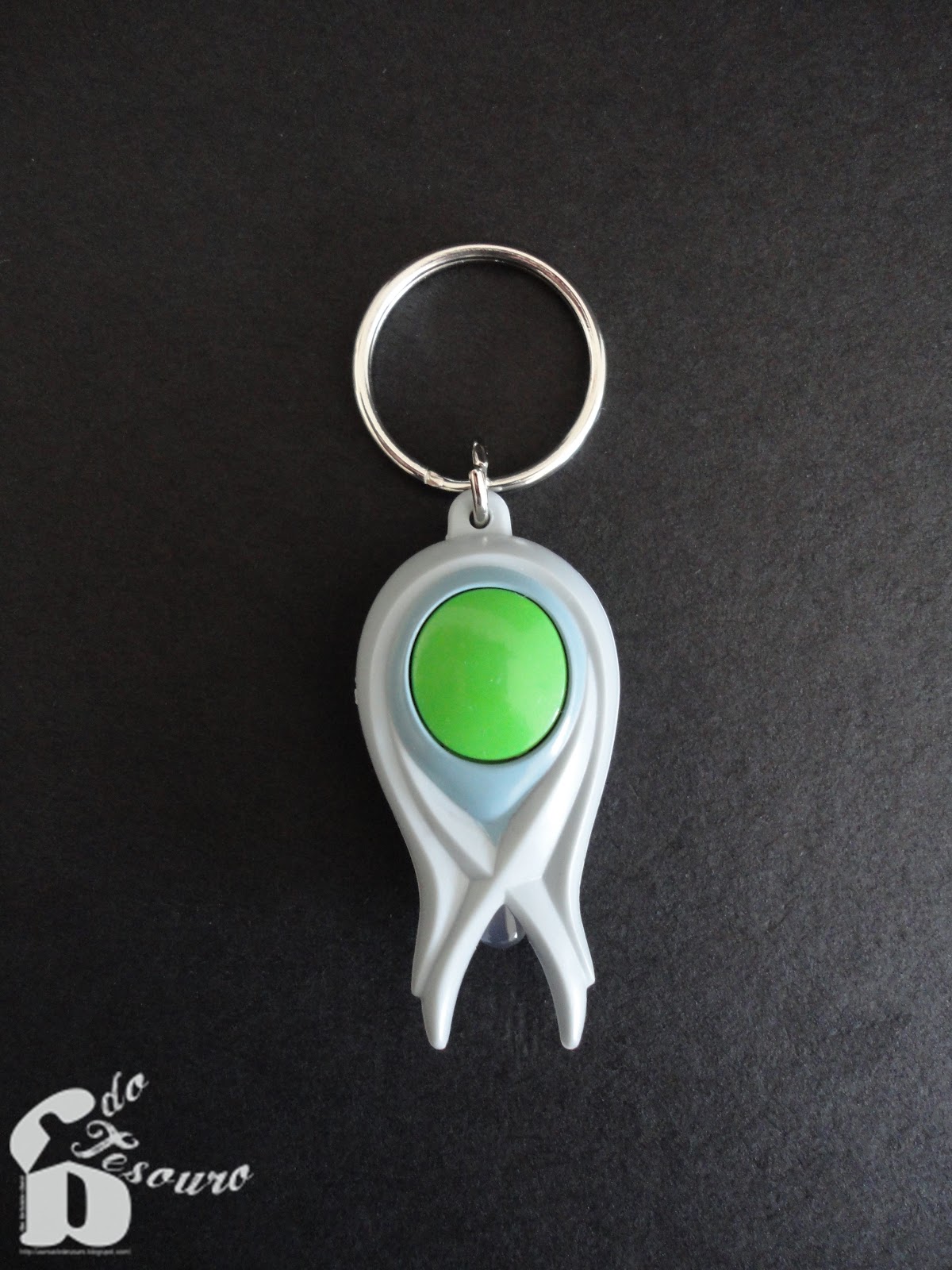 A ARCA DO TESOURO: Huntik: Secrets and Seekers - PVC