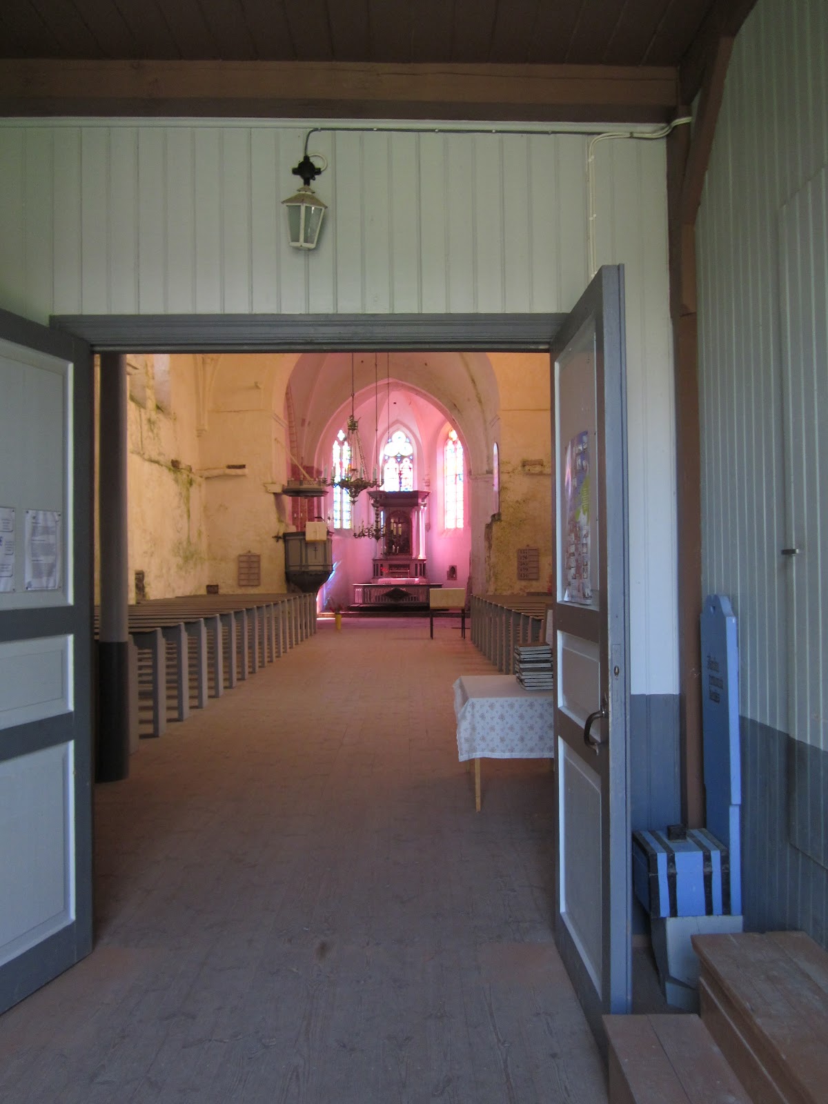 Finding Estonian Churches: St Martin’s Lutheran Church in Valjala