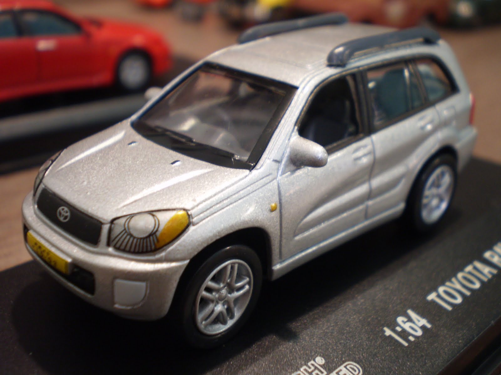 1/64 Die-cast Toy Cars....: High Speed - Toyota RAV 4 (2nd Gen)