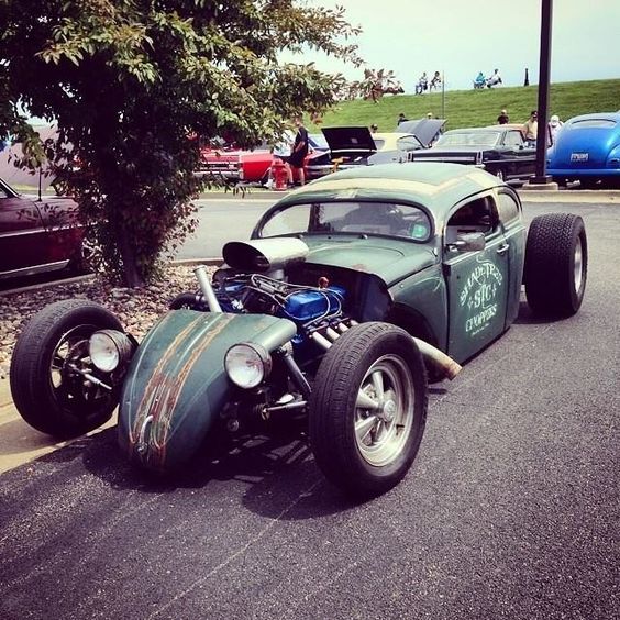 INSANNOS: Volks Fusca Rat Rod