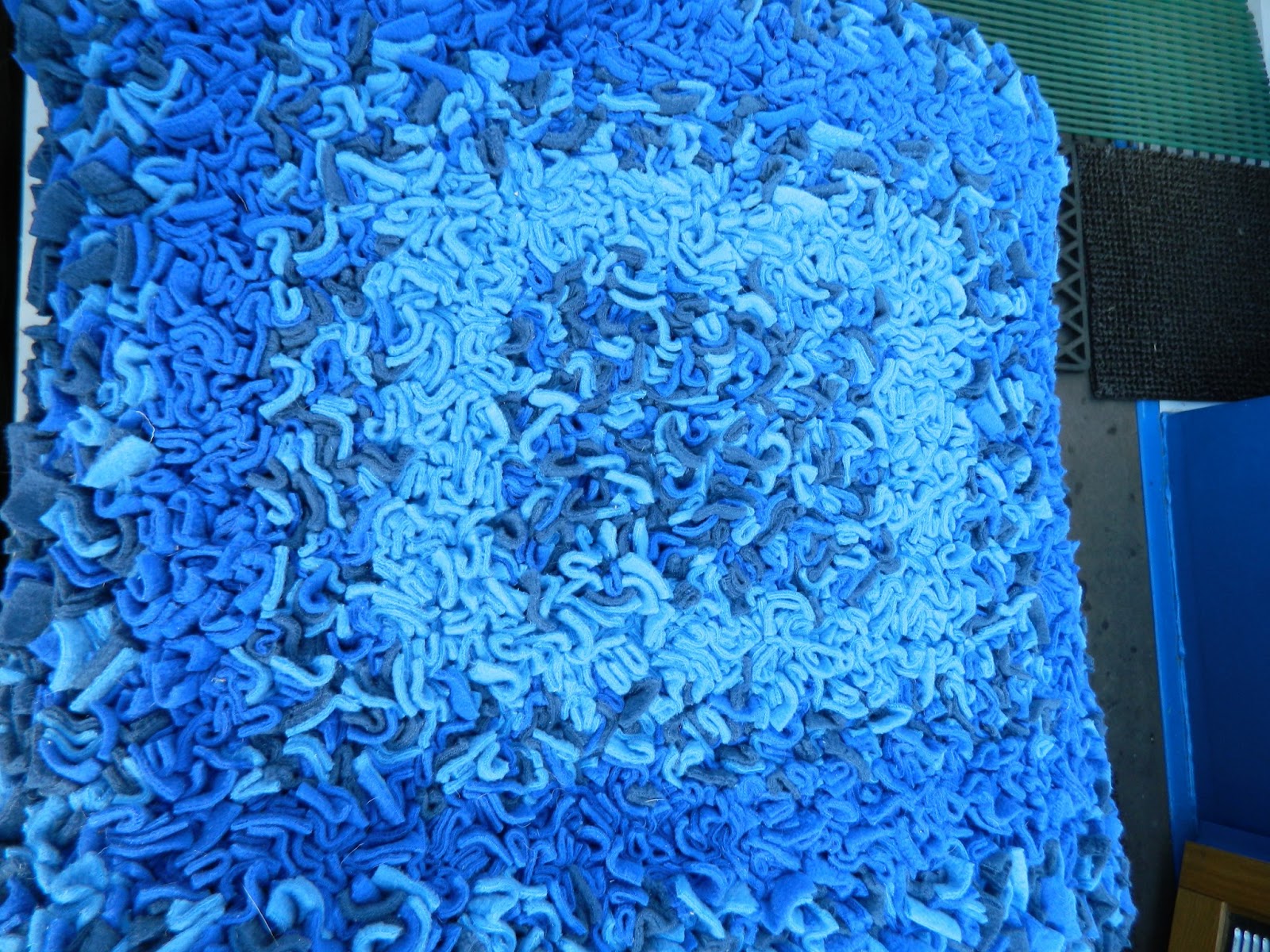 Hand Made Narrowboat Rag Rugs For Sale: SOLD (Gallery)