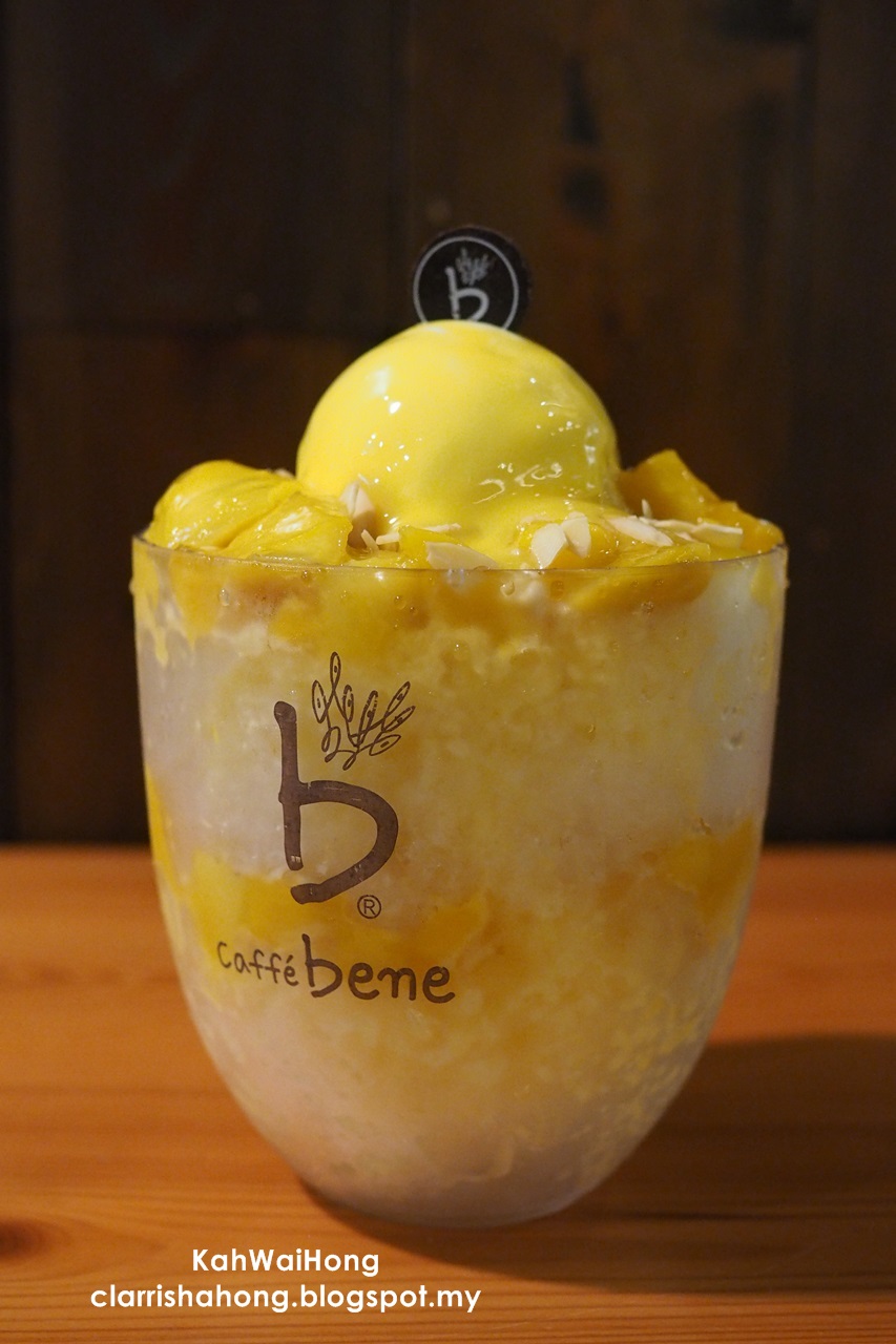 Memoirs Of C. : Food: Caffe Bene Mango Nutella Series