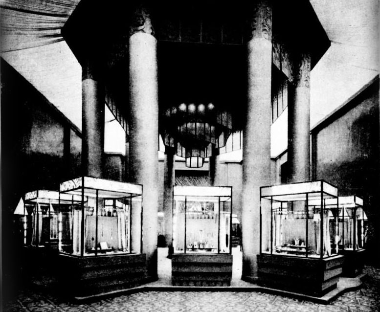 BIJOUX ET PIERRES PRECIEUSES: 1925: l'Art Déco, les Modernes (suite)