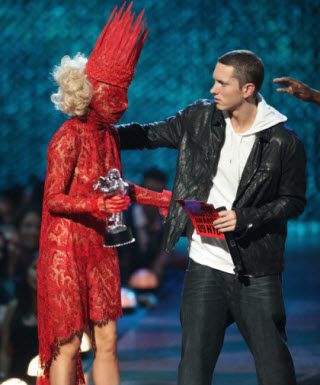 Artistas: Artistas extravagantes